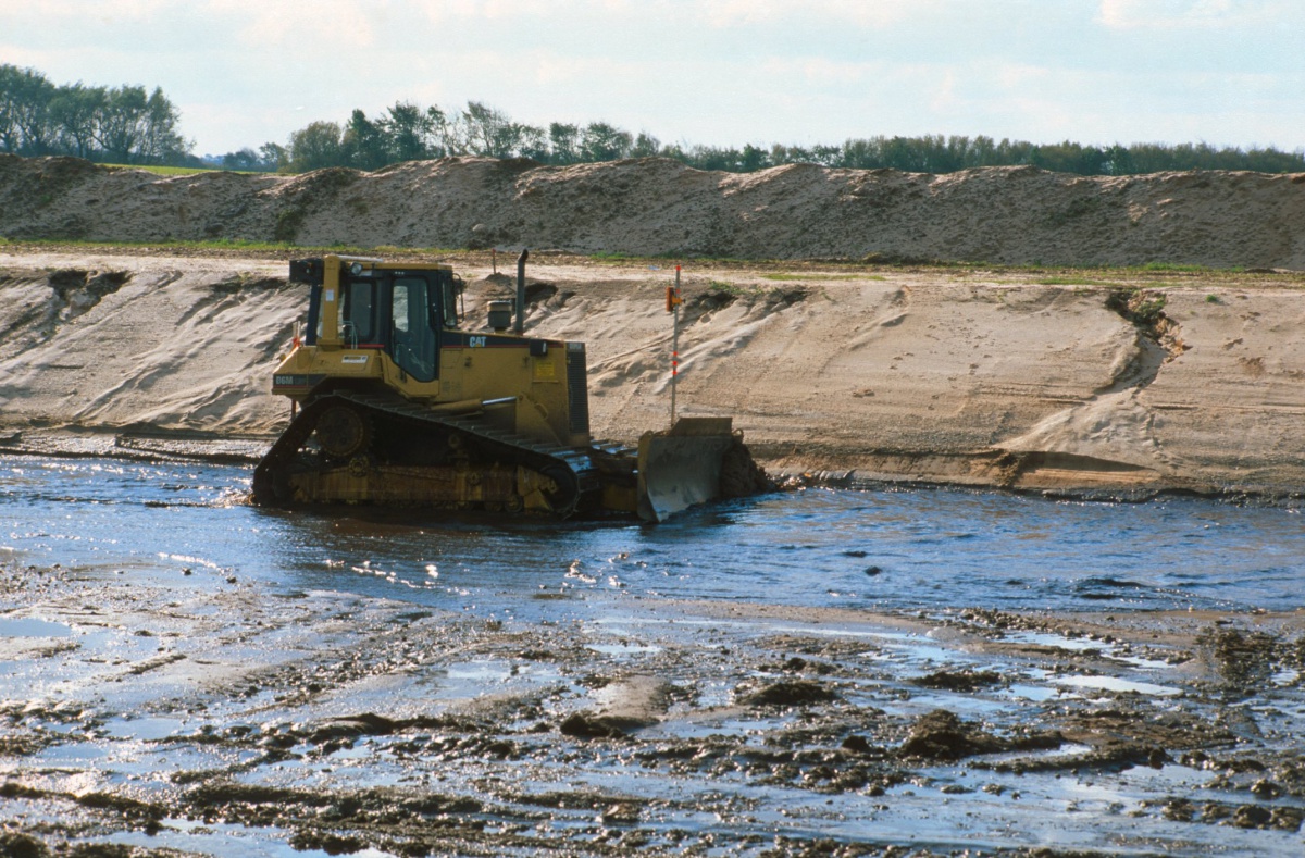 File:Bulldozing new river.jpg - RESTORE
